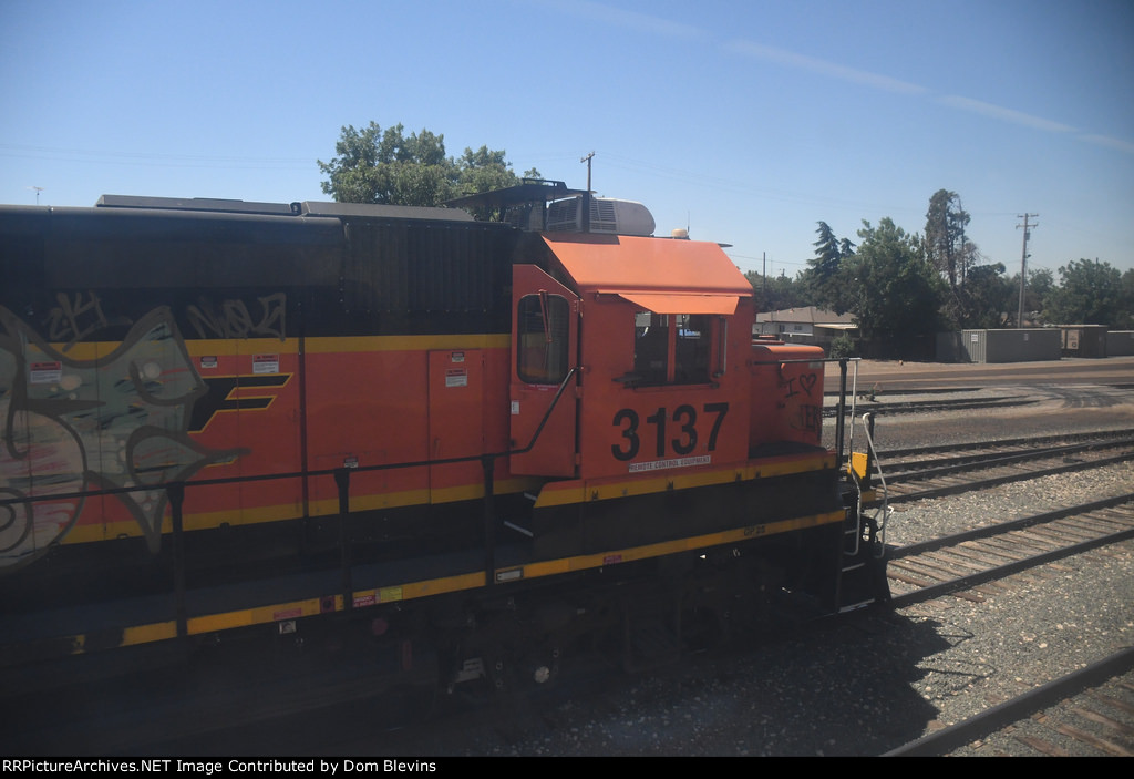 BNSF 3137